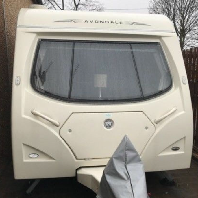 Stock Windows – Caravan Crazy